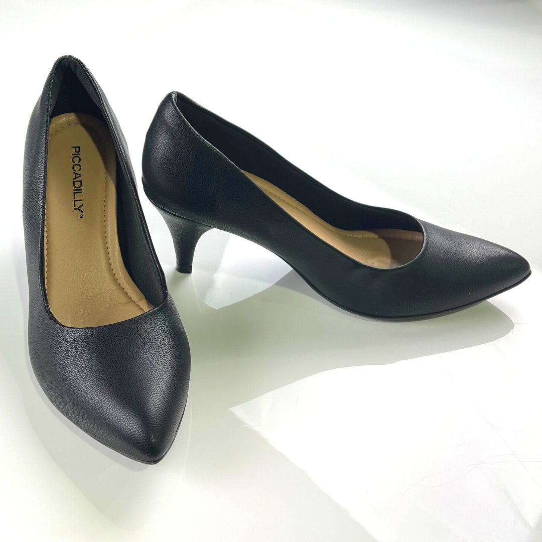 Ladies Classic Black Pump with comfortable footbeds by Piccadilly – KIVIK